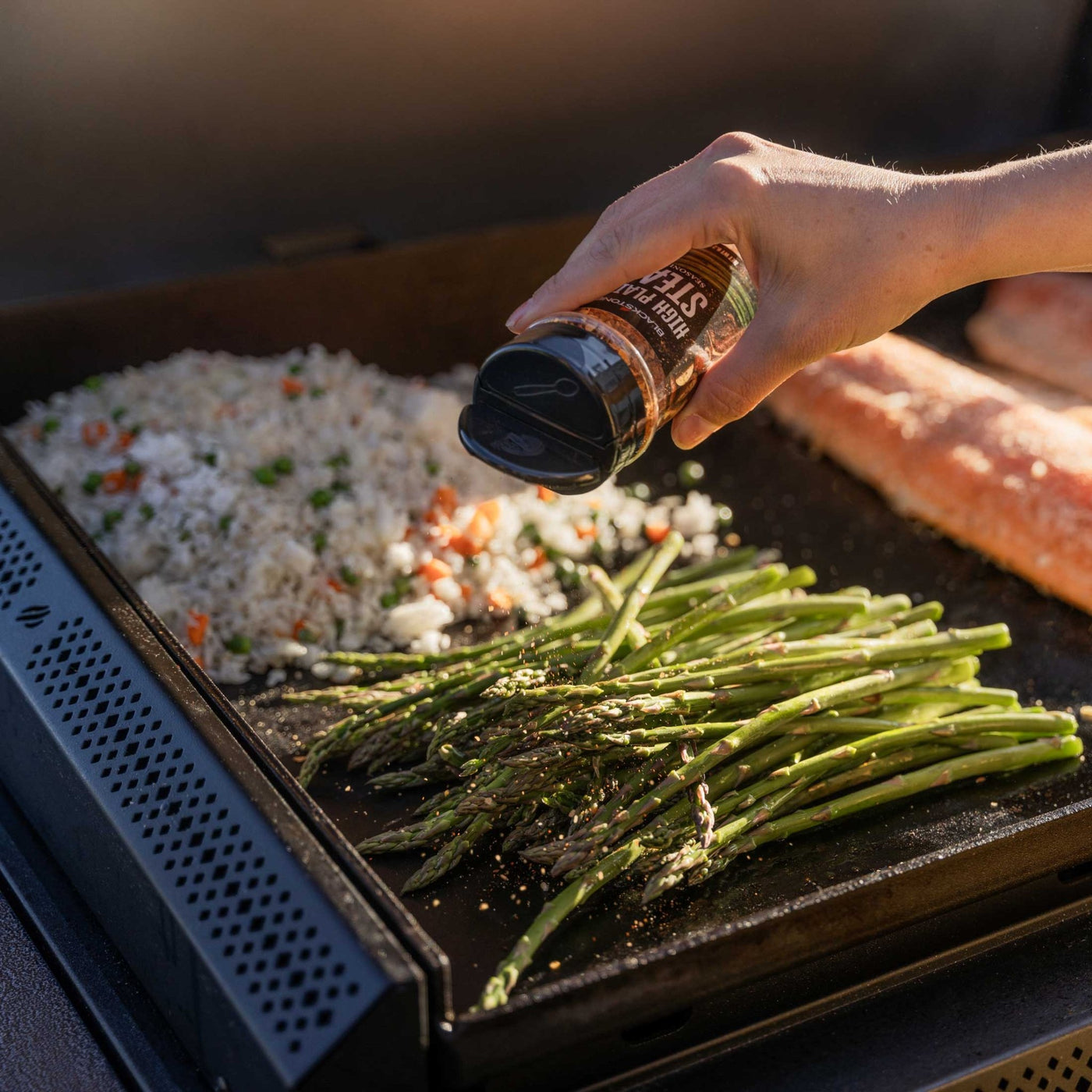 Blackstone Griddle Island W/ 28" XL Built In Griddle - 6020 ...